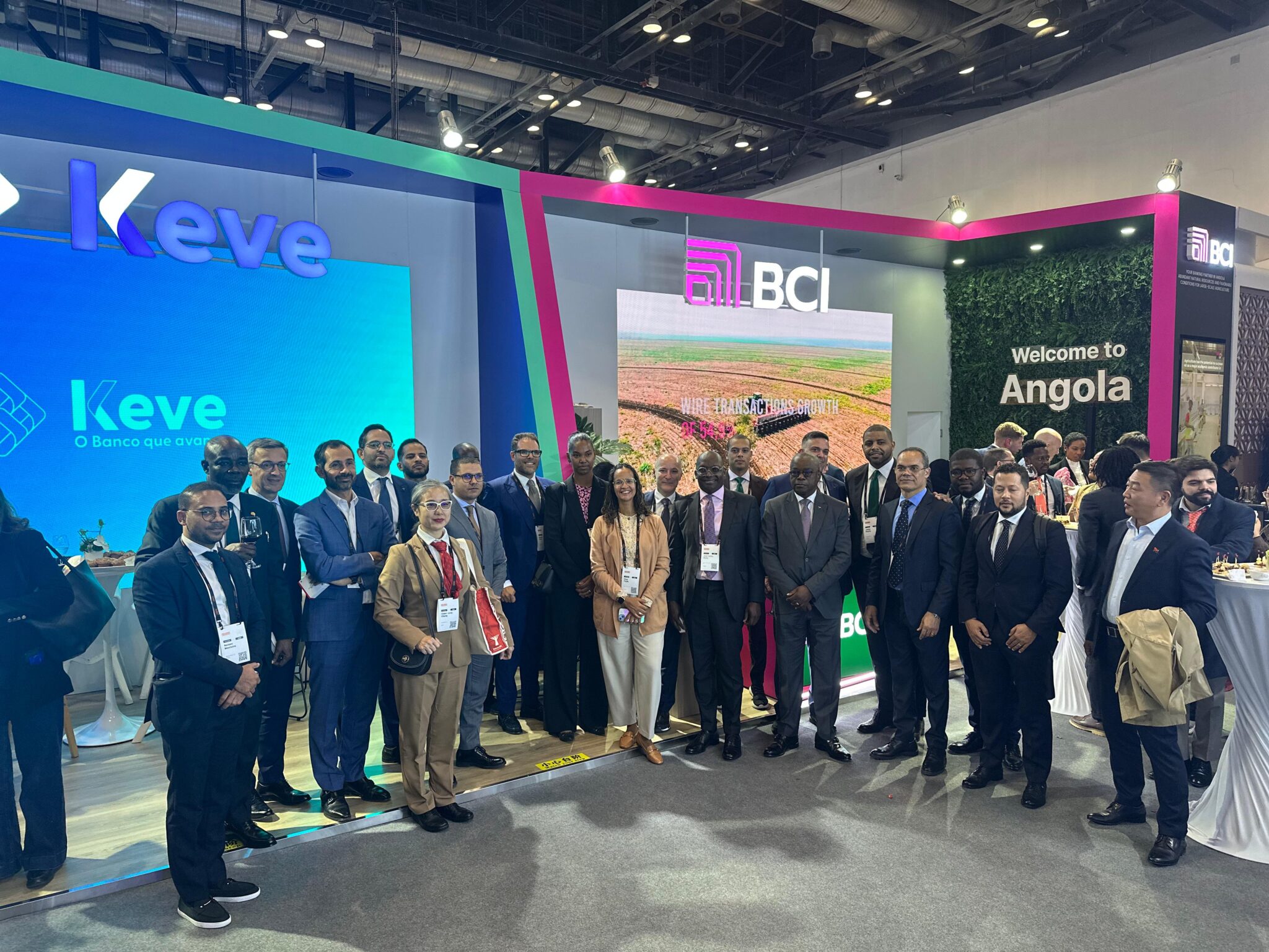 BANCOS ANGOLANOS KEVE E BCI PROMOVEM NETWORKNG E OPORTUNIDADES DE ...